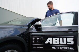 Portalkran mobil: Tragfähigkeiten bis 2 t | ABUS Kransysteme